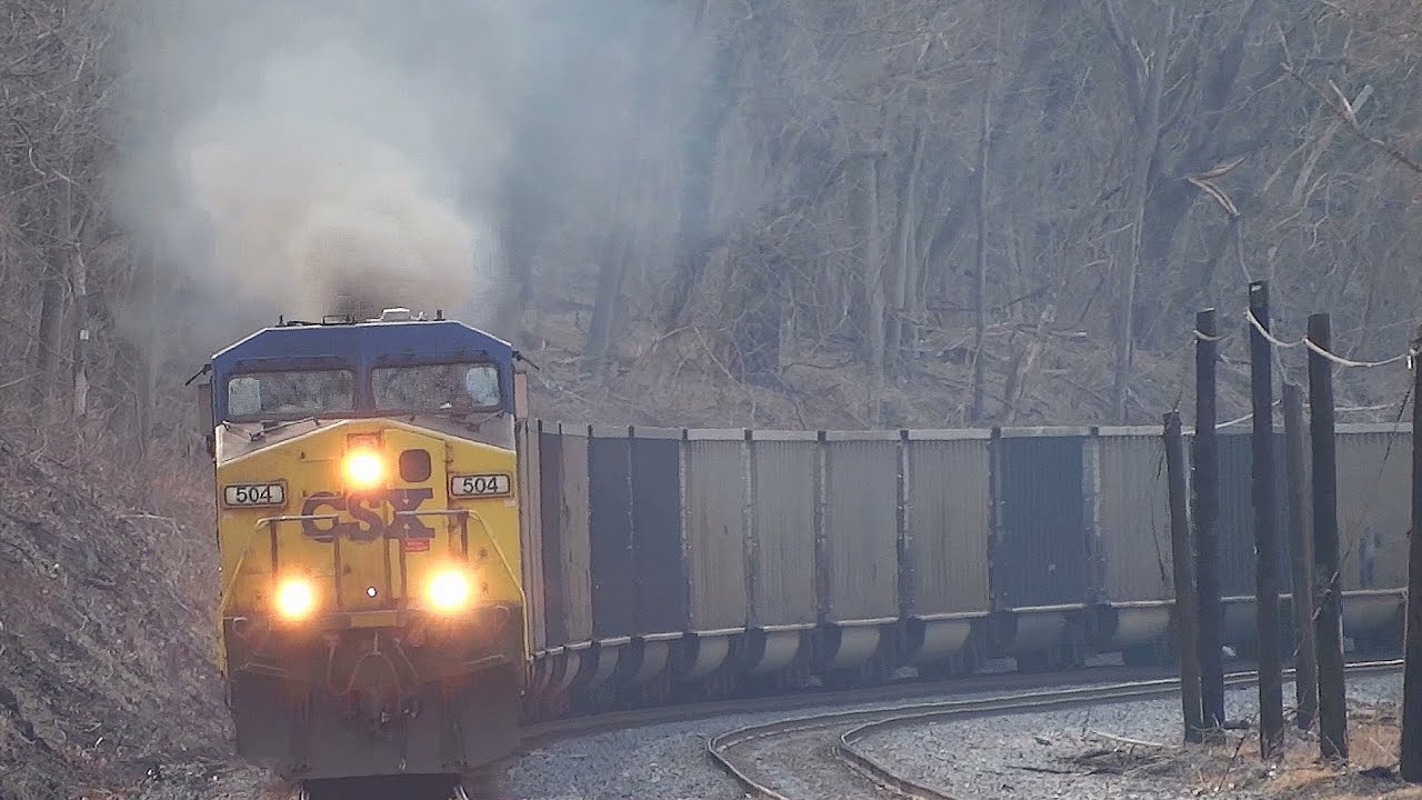 Smoking CSX Train & Haunted House 👻 - YouTube