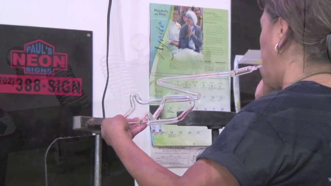 How Neon Signs Are Made - YouTube