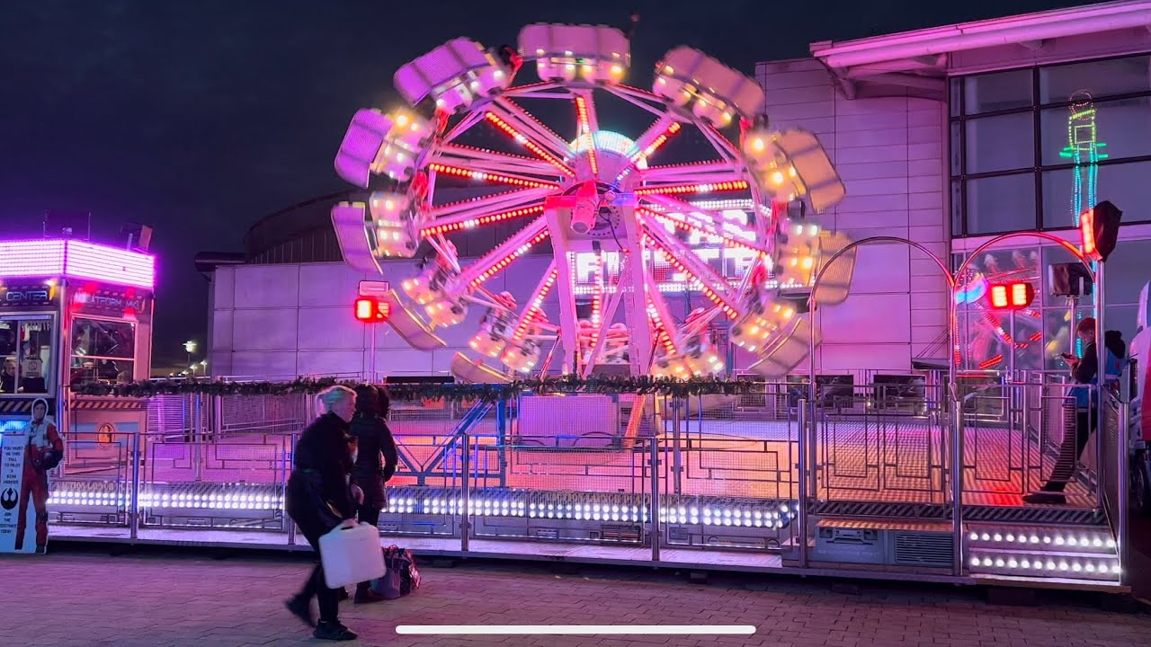 Star fighter | Christmas attractions 2022 | Braehead - YouTube