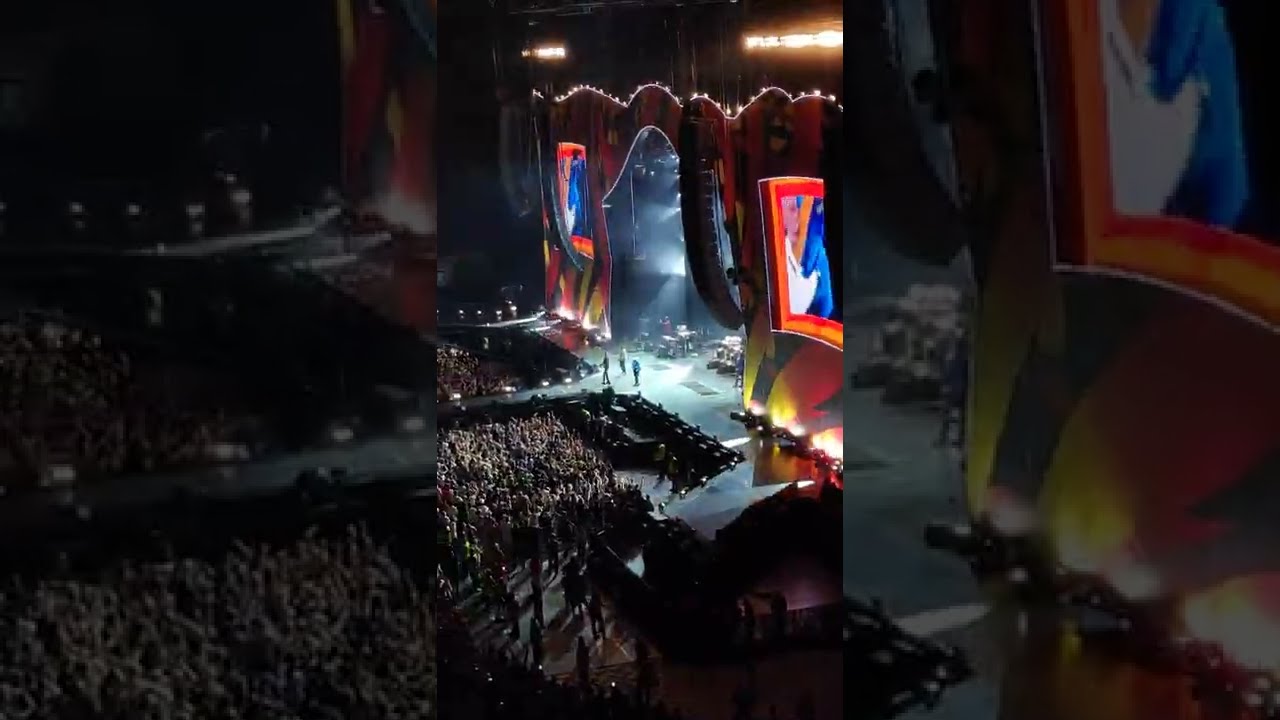 Mick Jagger sets Milan on fire at his 79 - Jumpin' Jack Flash @San Siro ...
