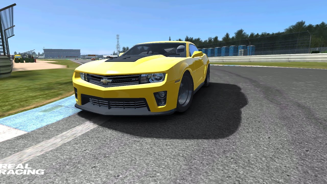 2013 Chevrolet Camaro ZL1 (Bumblebee) at Hockenhiemring (track view ...