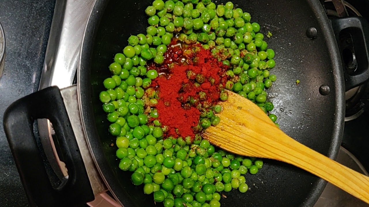 Aloo Mutter ki Potli - YouTube