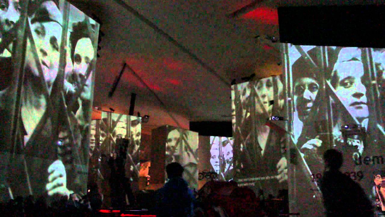 Manchester Imperial War Museum - 360 show - YouTube