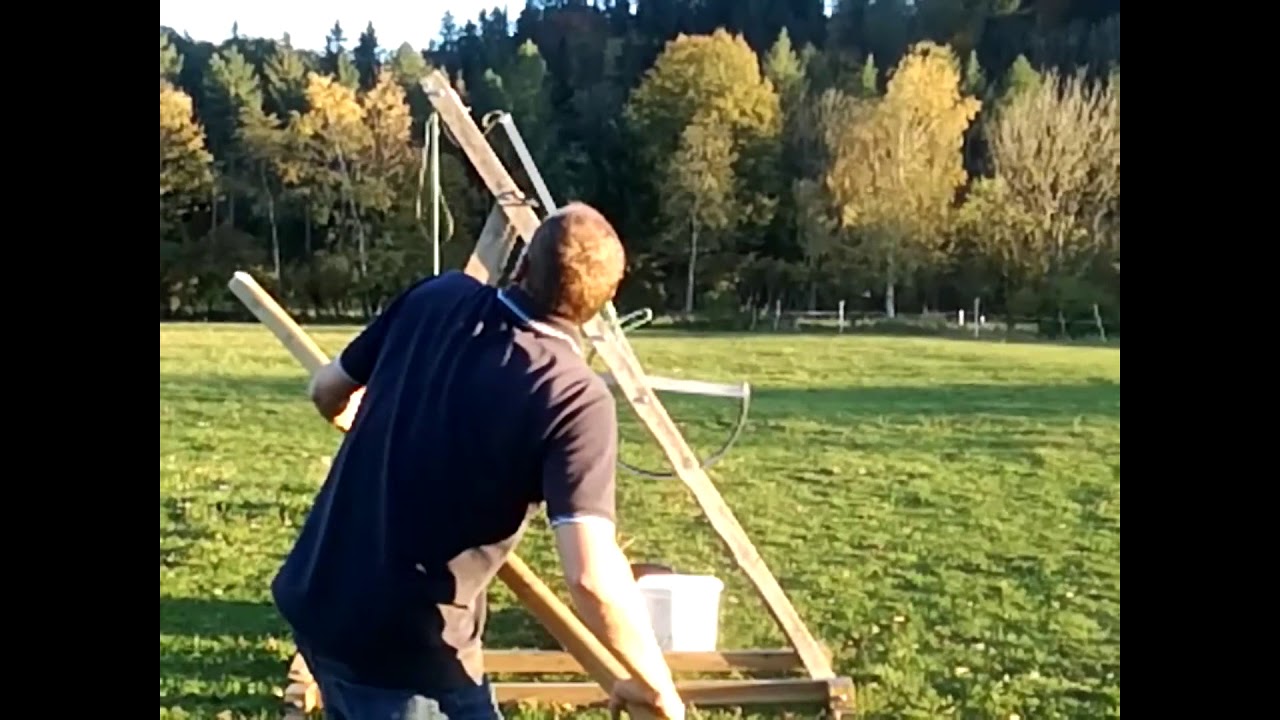 Baseball Trebuchet 150m with 20kg counterweight - YouTube