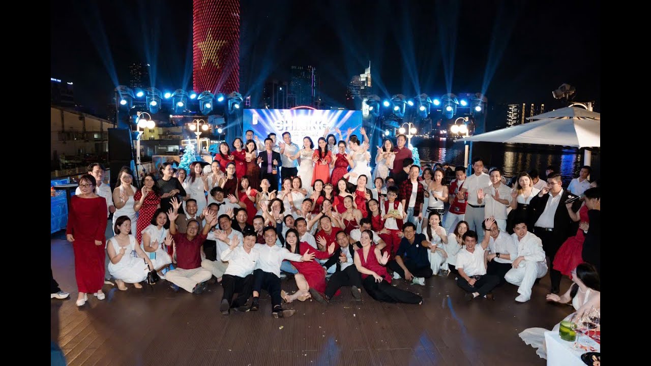 Year End Party BNI Commitment 2024 - YouTube