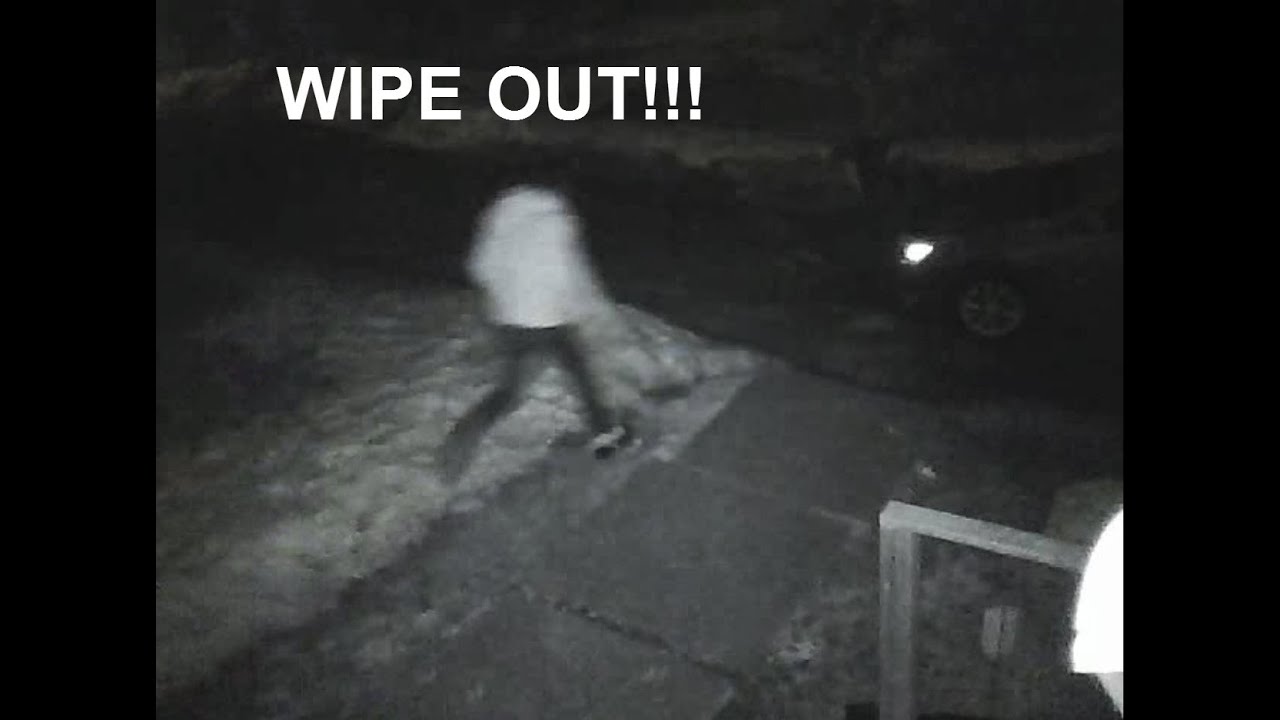 3 kids caught on Security Camera 1 Wipes out! - YouTube