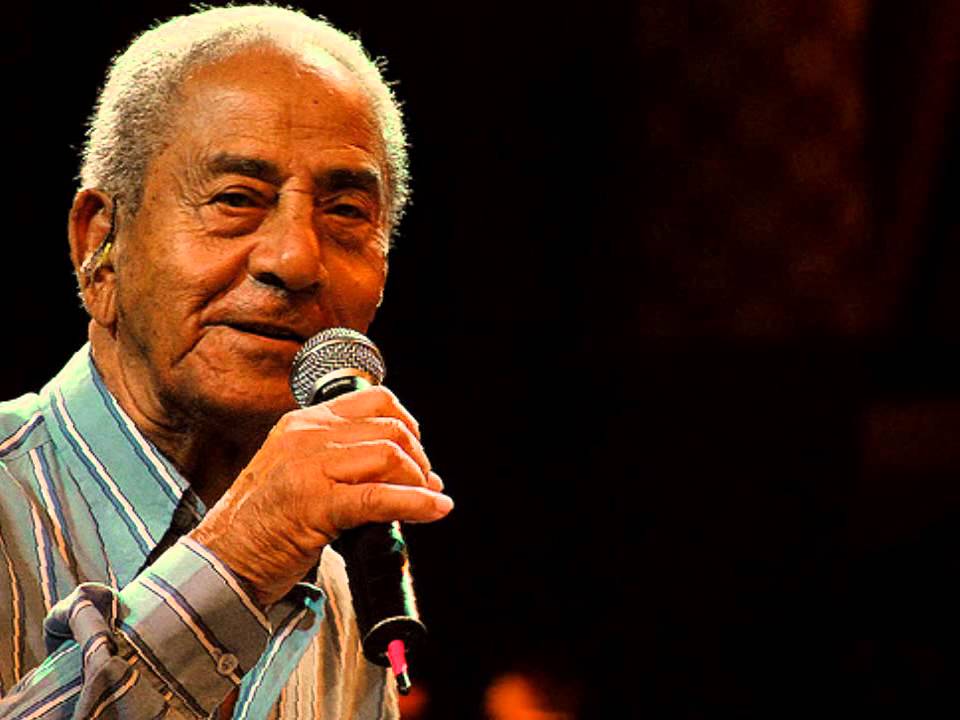 Roberto Silva - AMAR A UMA SÓ MULHER - Sinhô - YouTube
