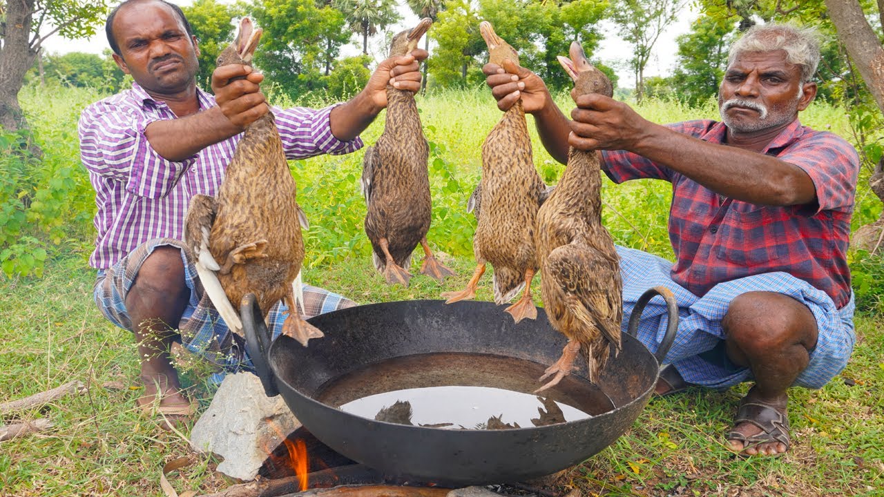 DUCK CHILLI | Country Duck Cooking | Duck Dry Roast Prepared by uncle ...