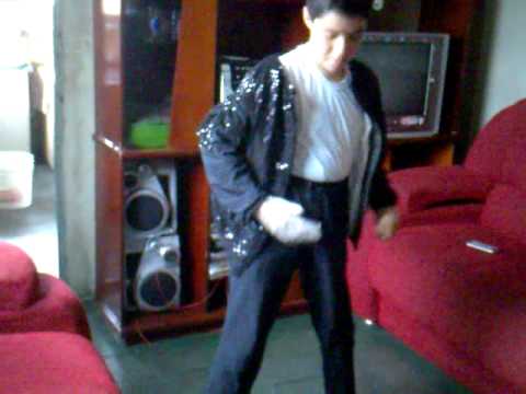 Marquinhos Goulart dança Michael Jackson