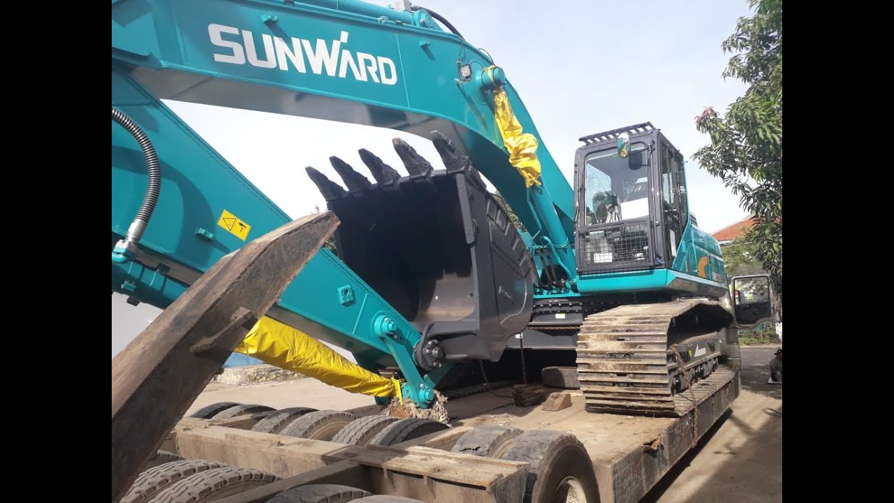 Loading Unit Sunward Excavator SWE365E - YouTube