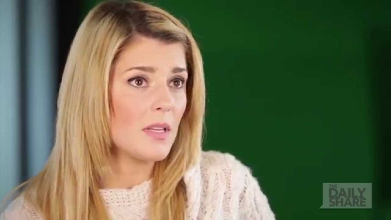 6 Things You Don't Know about Grace Helbig - YouTube