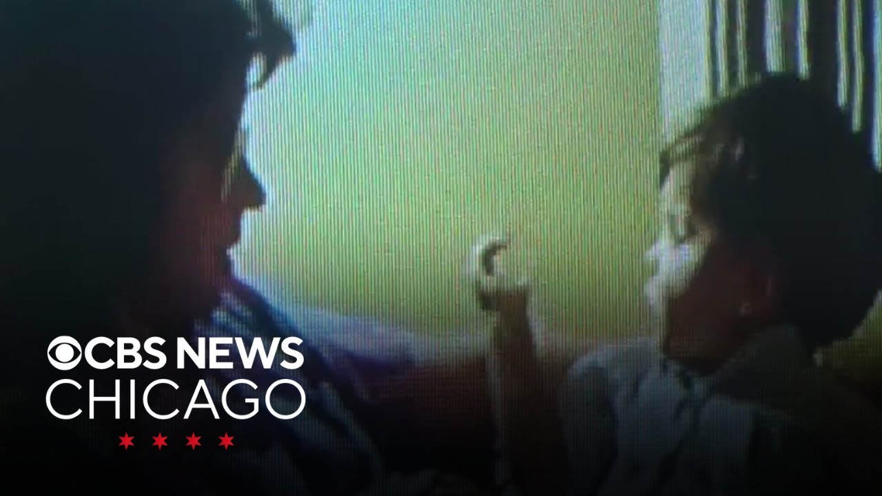 Woman hopes to return family's Christmas VHS tape from 1989 - YouTube