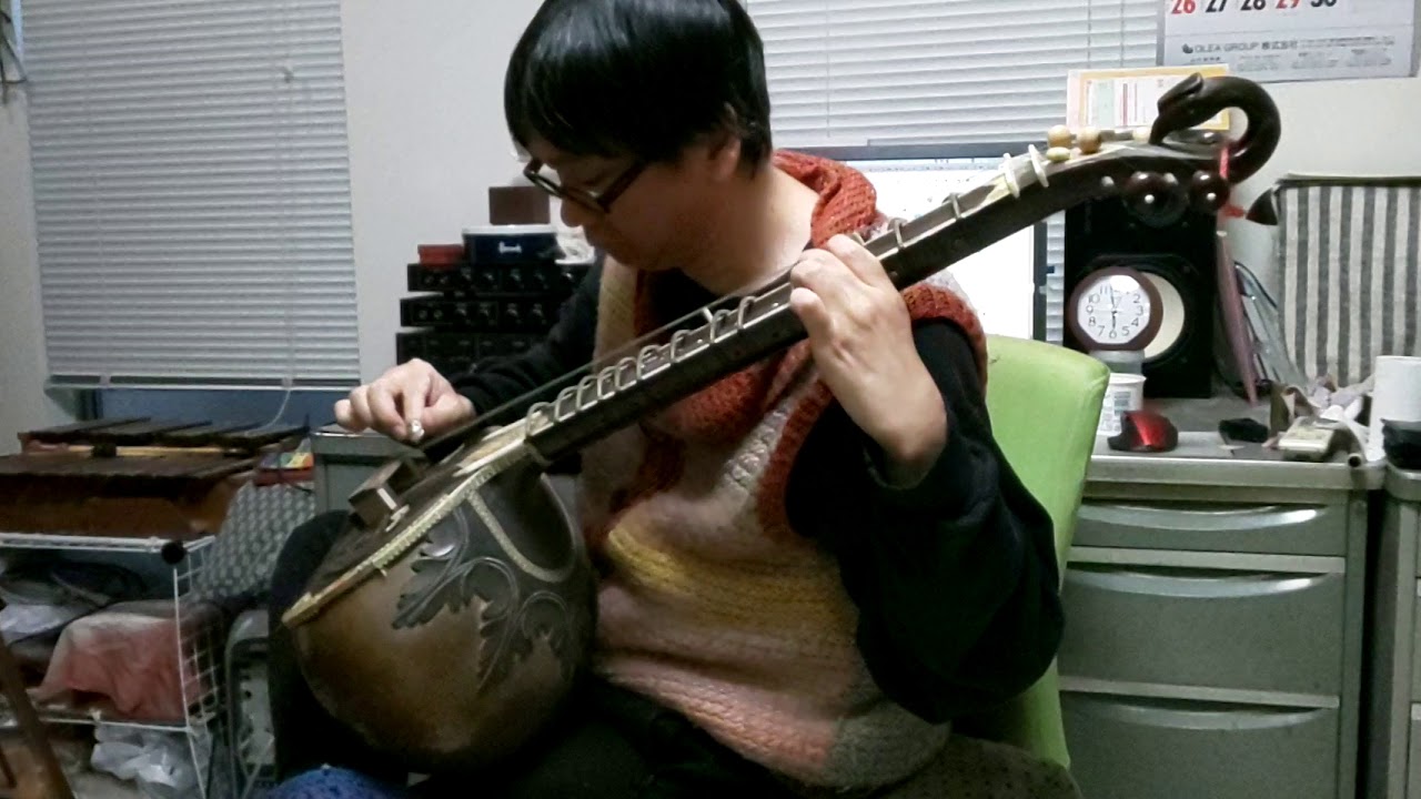 Mini Sitar, 002. - YouTube