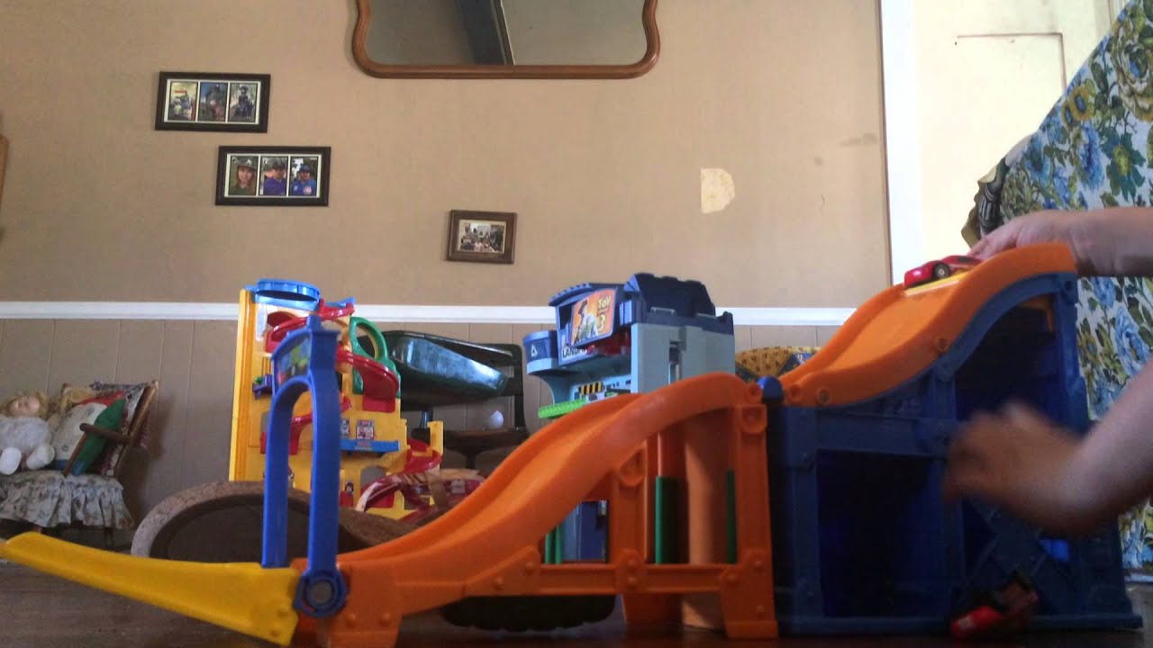 The Notorious MOM: Hezzie and his ramp - YouTube