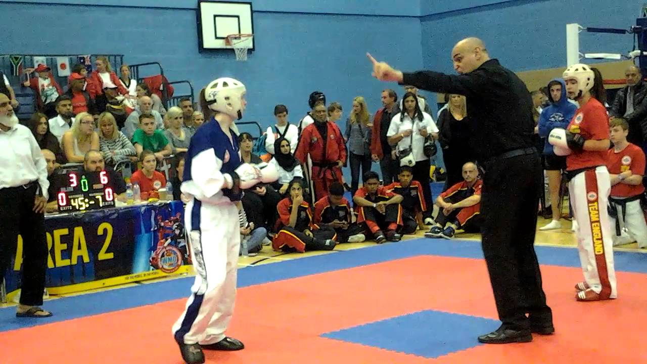 Caitlin Foran (SCO) v Courtney Newton (ENG) WMO WC 2015 - YouTube