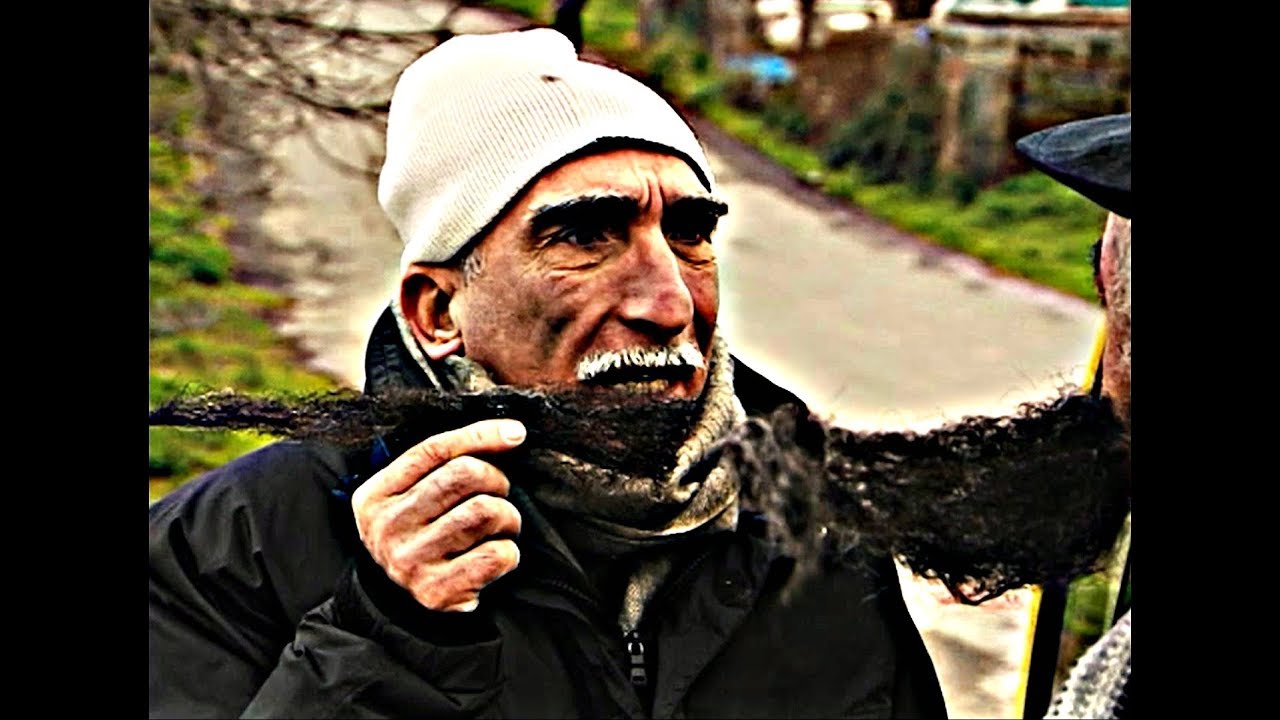 Akasya Durağı - Usman Aga Adamın 15 Yıllık Bıyıklarını Kopardı - YouTube