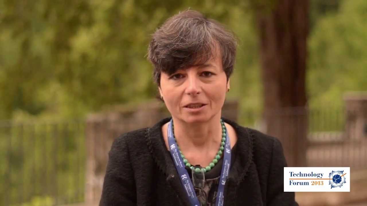 Maria Chiara Carrozza: Rischiare in libertà - YouTube