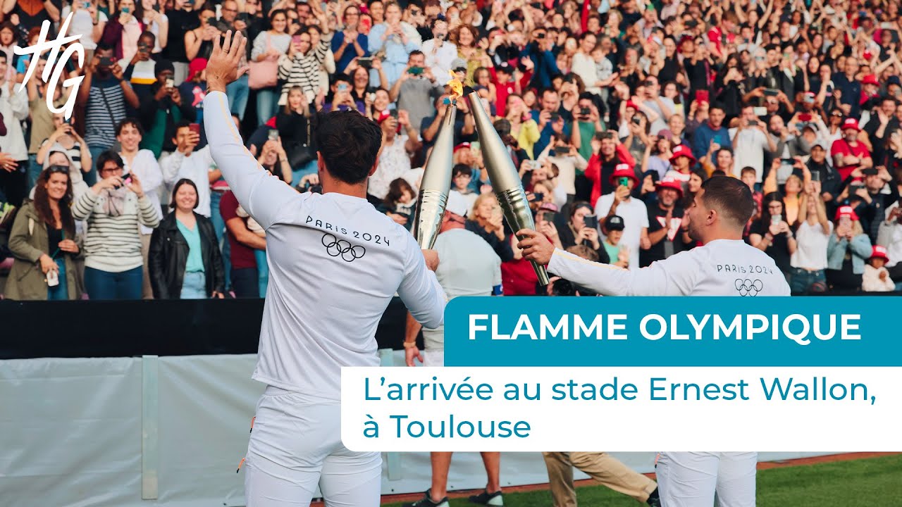 Revivez l’arrivée de la flamme olympique au stade Ernest Wallon à ...