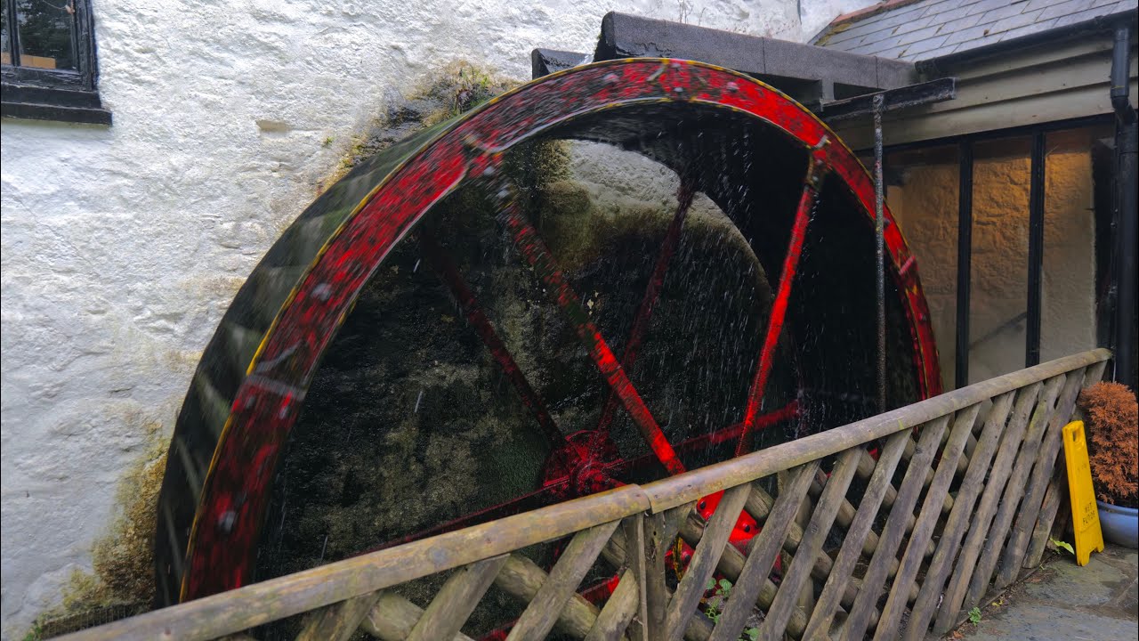 THE WATERMILL PUB - THE CORNISH PUB WITH A RUNNING OVERSHOT WATERWHEEL ...