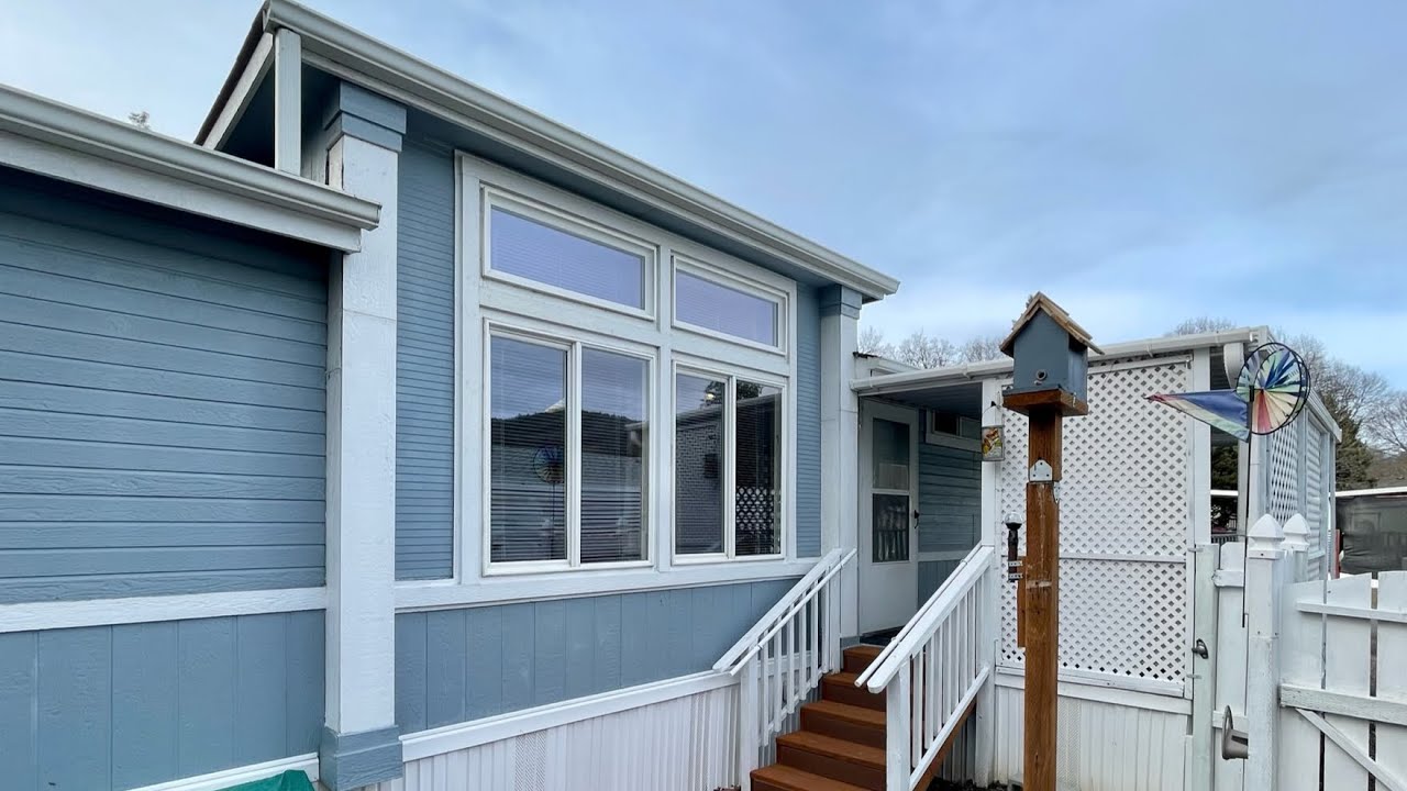 Beautiful Silver Crest Manufactured Home In A Quiet 55+ Community - YouTube