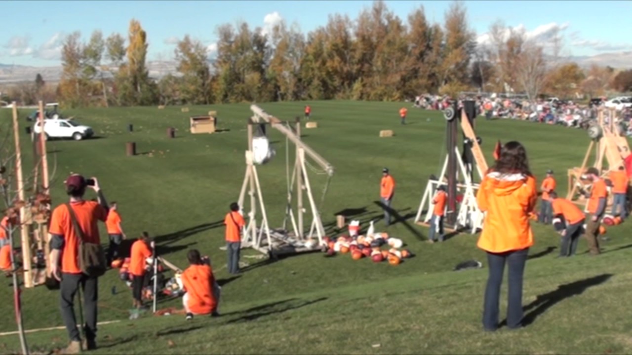 Trebuchet Pumpkin Launch! - YouTube