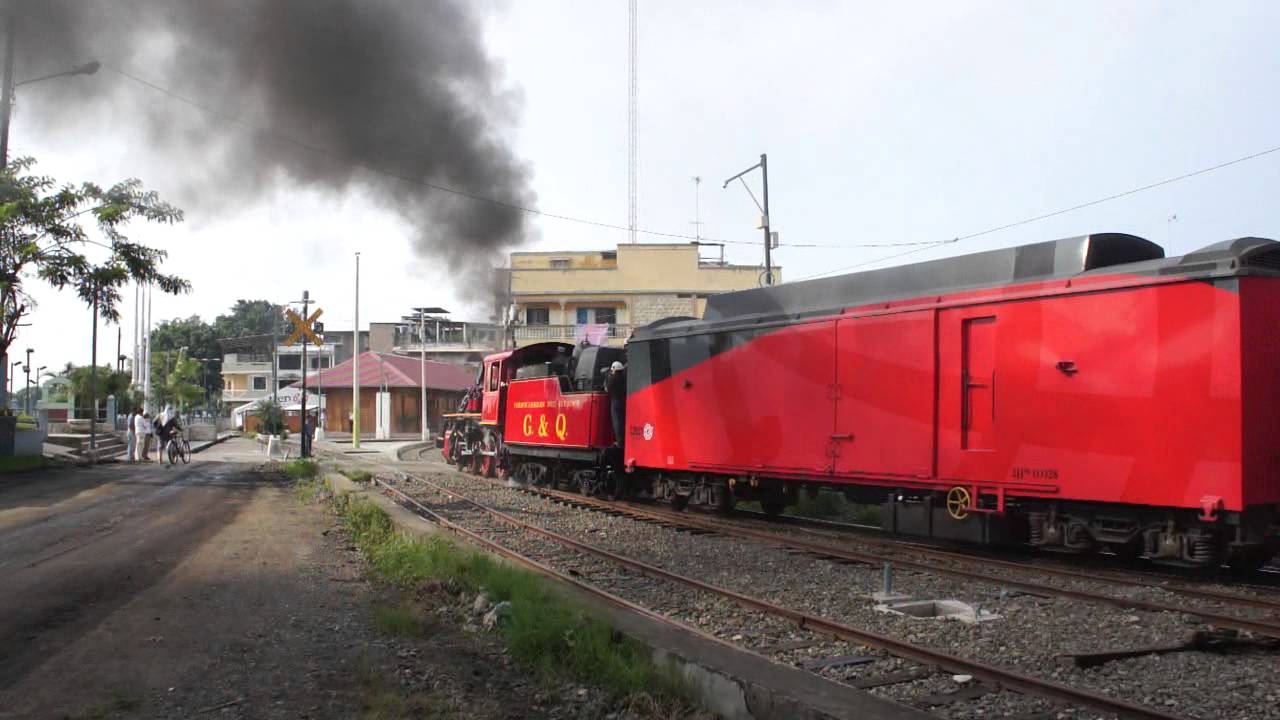 Tren Crucero, steam locomotive 11, Ecuador - YouTube