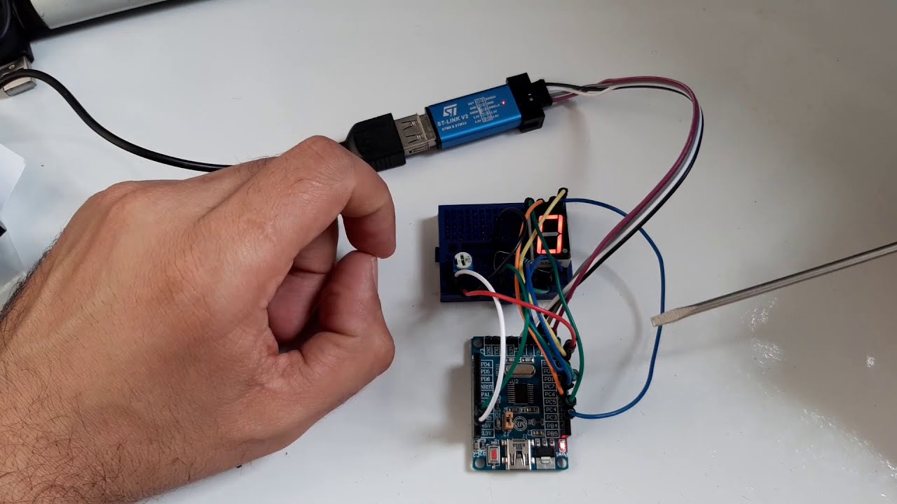 STM8S003F3P6 - ADC COM POTENCIOMENTRO E DISPLAY 7 SEGMENTOS - stm8f003 ...