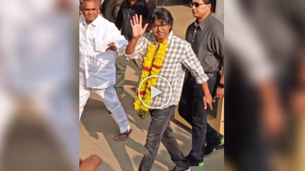 Day 4 : Thalapathy Vijay Meet Fans in Kerala | Thalapathy Vijay ...