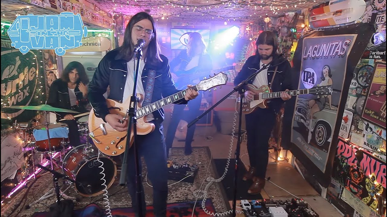 VISTA KICKS - "Twenty Something Nightmare" (Live at JITVHQ in Los ...