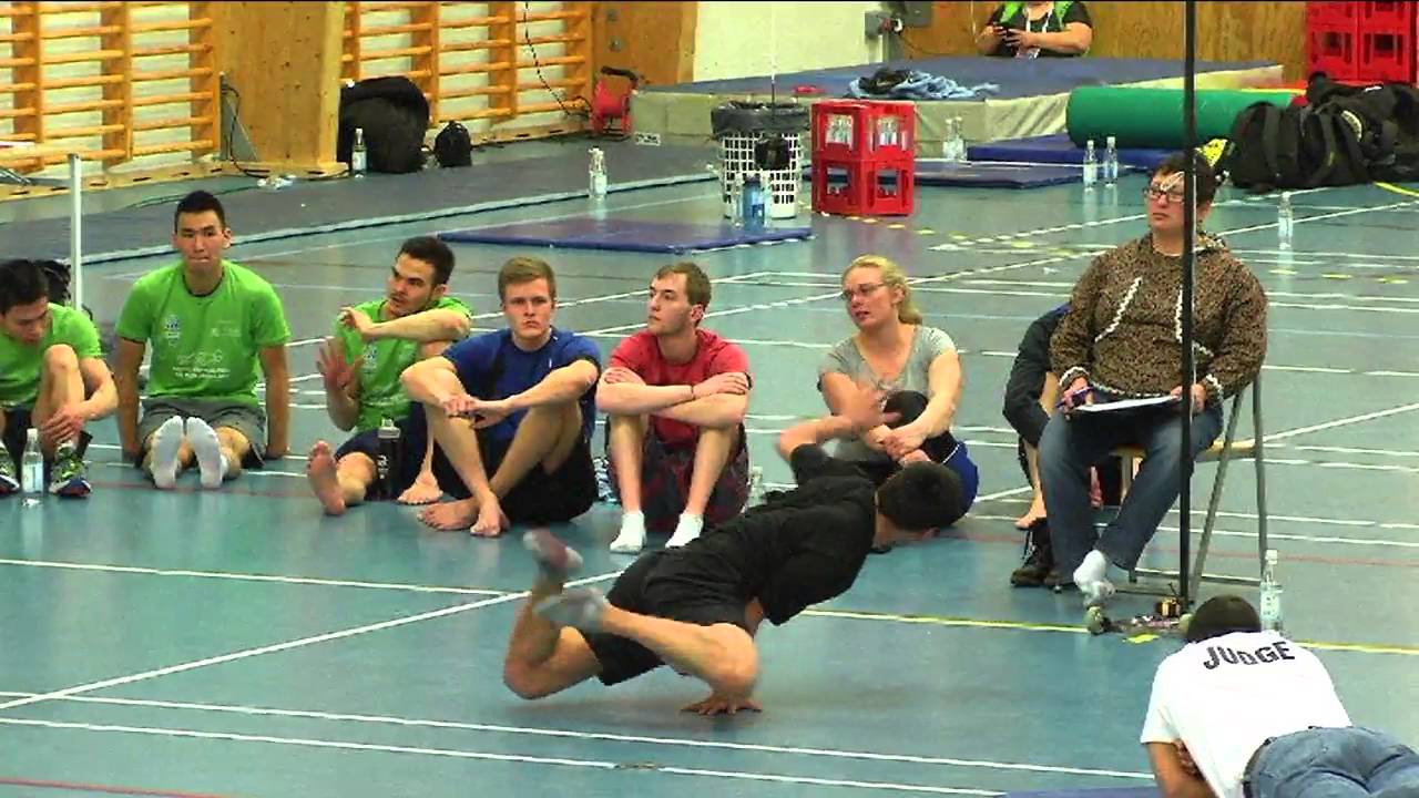 AWG2016 Inuit Games / Arctic Sports 08.03.2016 part 6 - YouTube