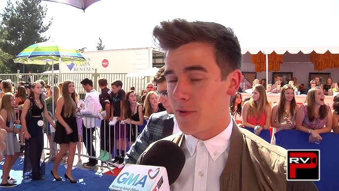O2l Connor Franta