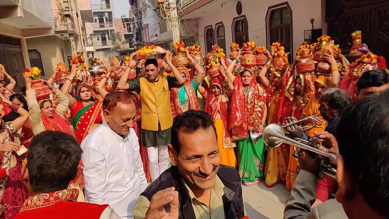 Shrimad Bhagwat Katha by Pandit Naresh Parashar Januthar 2019- Kalash ...