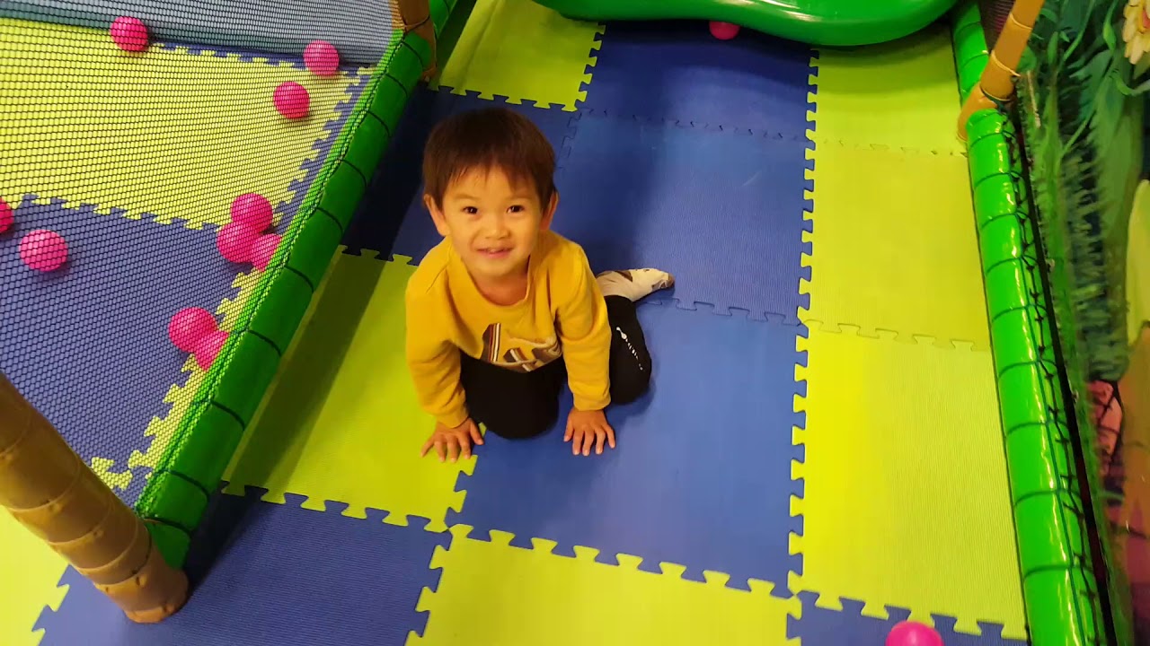 Leo ledland i Malmö Sweden/ Leo Playground in Malmö Sweden/Harry - YouTube