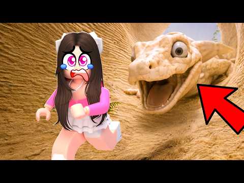 Roblox'ta YILANLARLA DOLU BİR KULEYE TIRMANDIM !!
