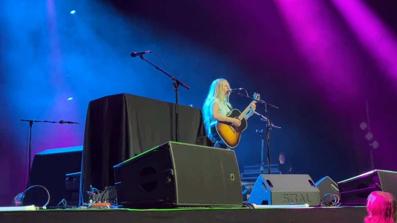 Billie Marten - Live at The Bomb Factory, Deep Ellum, Dallas, TX 6/9 ...