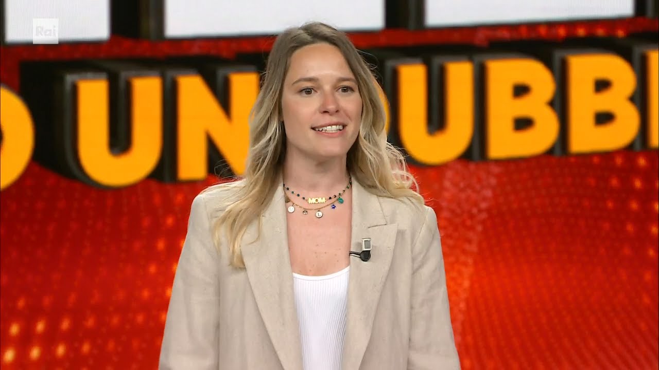 Il dubbio di Laura Borelli - HELP ho un dubbio 16/08/2022 - YouTube