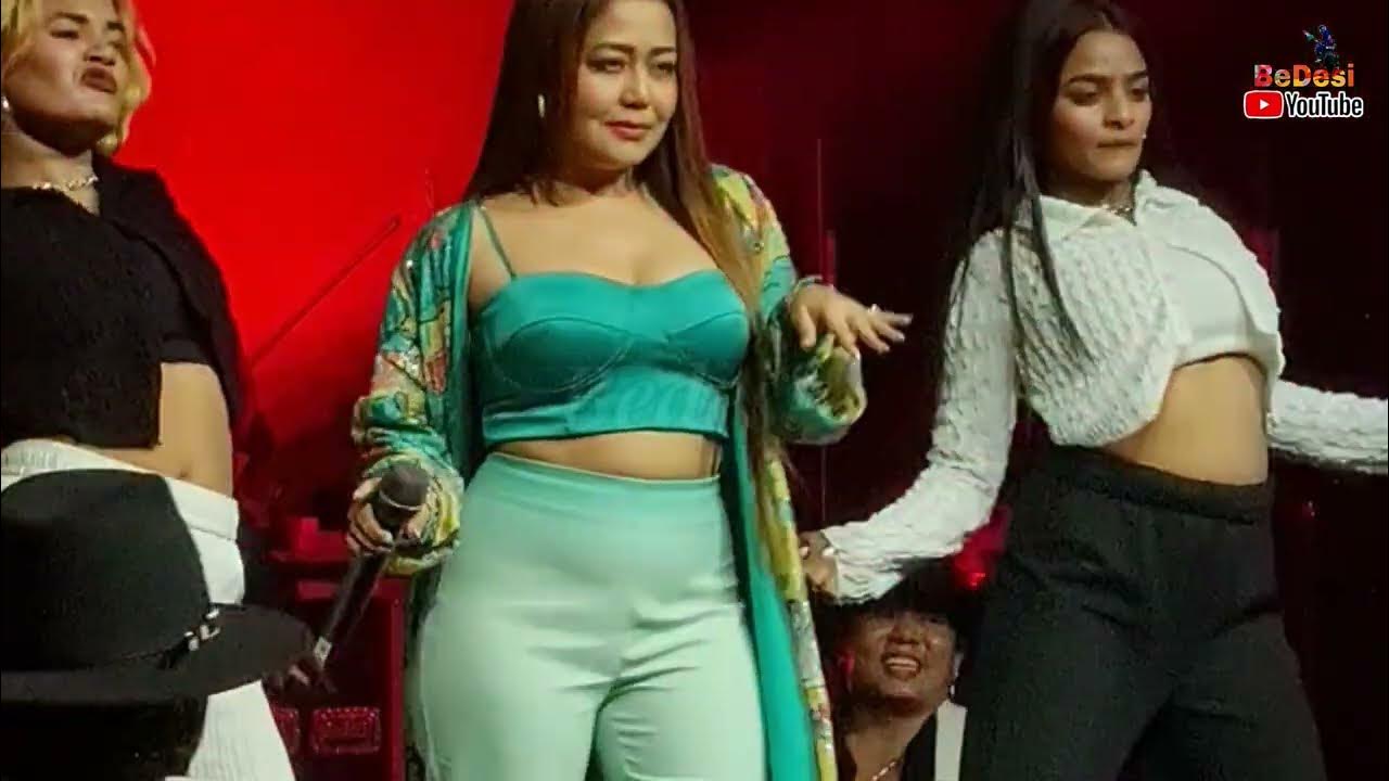 Neha Kakkar Live Performance | Neha Kakkar | Hai Garmi | Bedesi - YouTube