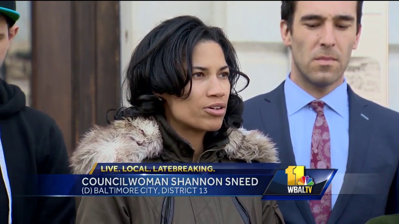 Video: Mayor Pugh vetoes City Council's minimum wage bill - YouTube