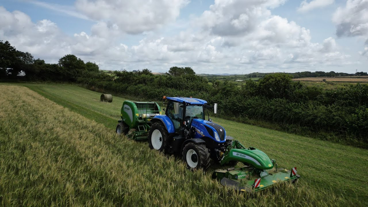 One pass whole crop! mowing and baling in one! - YouTube