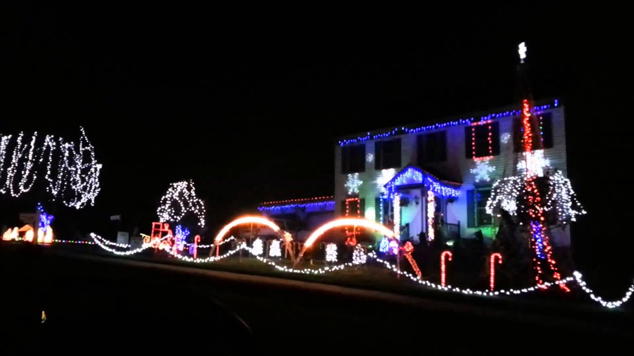 Christmas 2012 Light Show: I like to move it (Madagascar) - YouTube