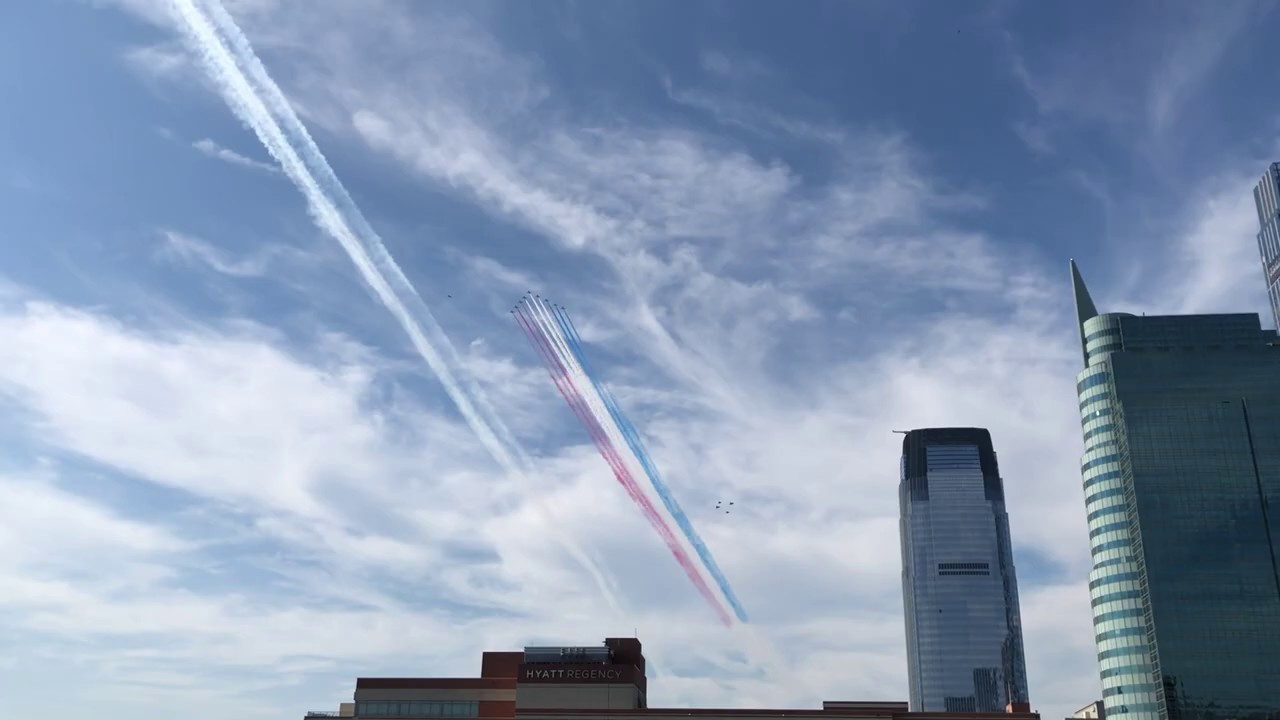Flight Down the Hudson (RAF Red Arrows, USAF Thunderbirds, F-22 and F ...