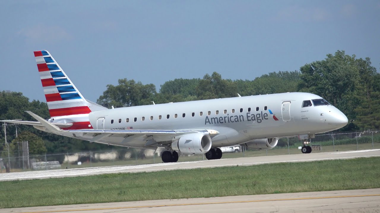 American Eagle Embraer 175 Take off Springfield Illinois 7-18-19 - YouTube