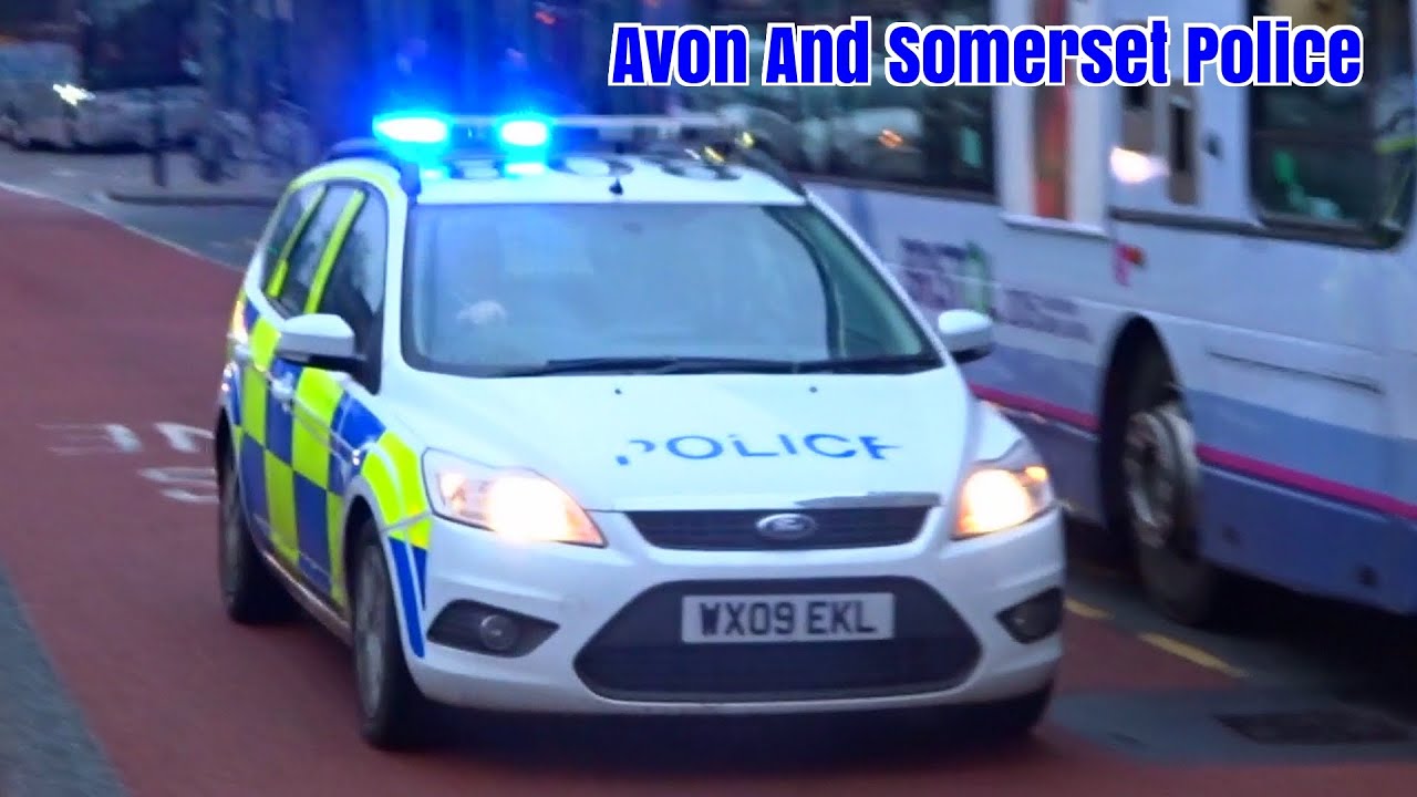 Police car responding in a circle - Target Response Vehicle - YouTube