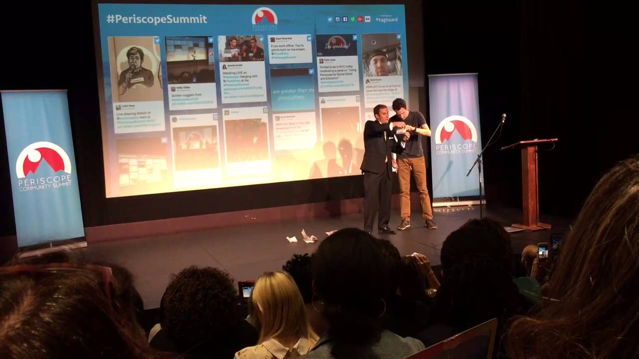 Magician and Periscoper Jon Jacques shows us a magic trick # ...