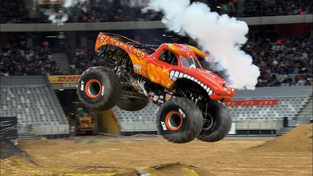 Monster Jam Cape Town 04/22/2023 FREESTYLE (4k60fps) - YouTube