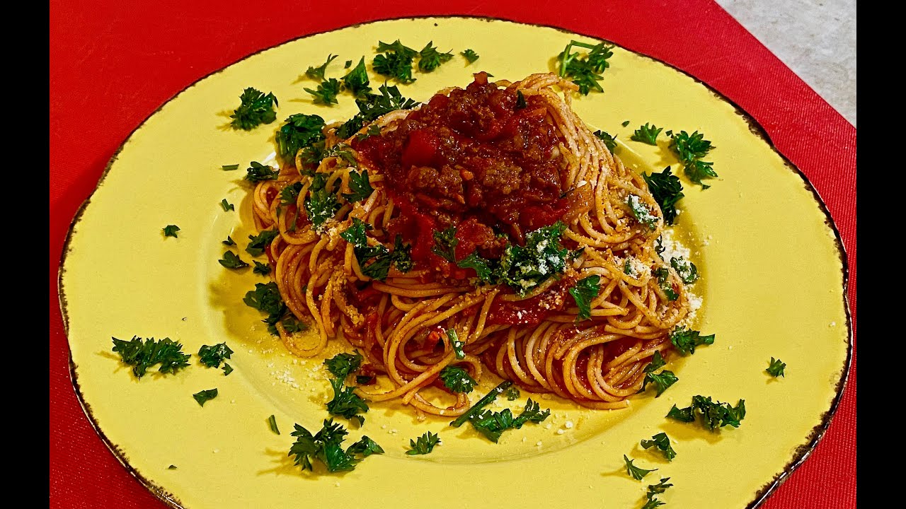 Vermicelli Bolognese Vito's Italian Cucina - YouTube