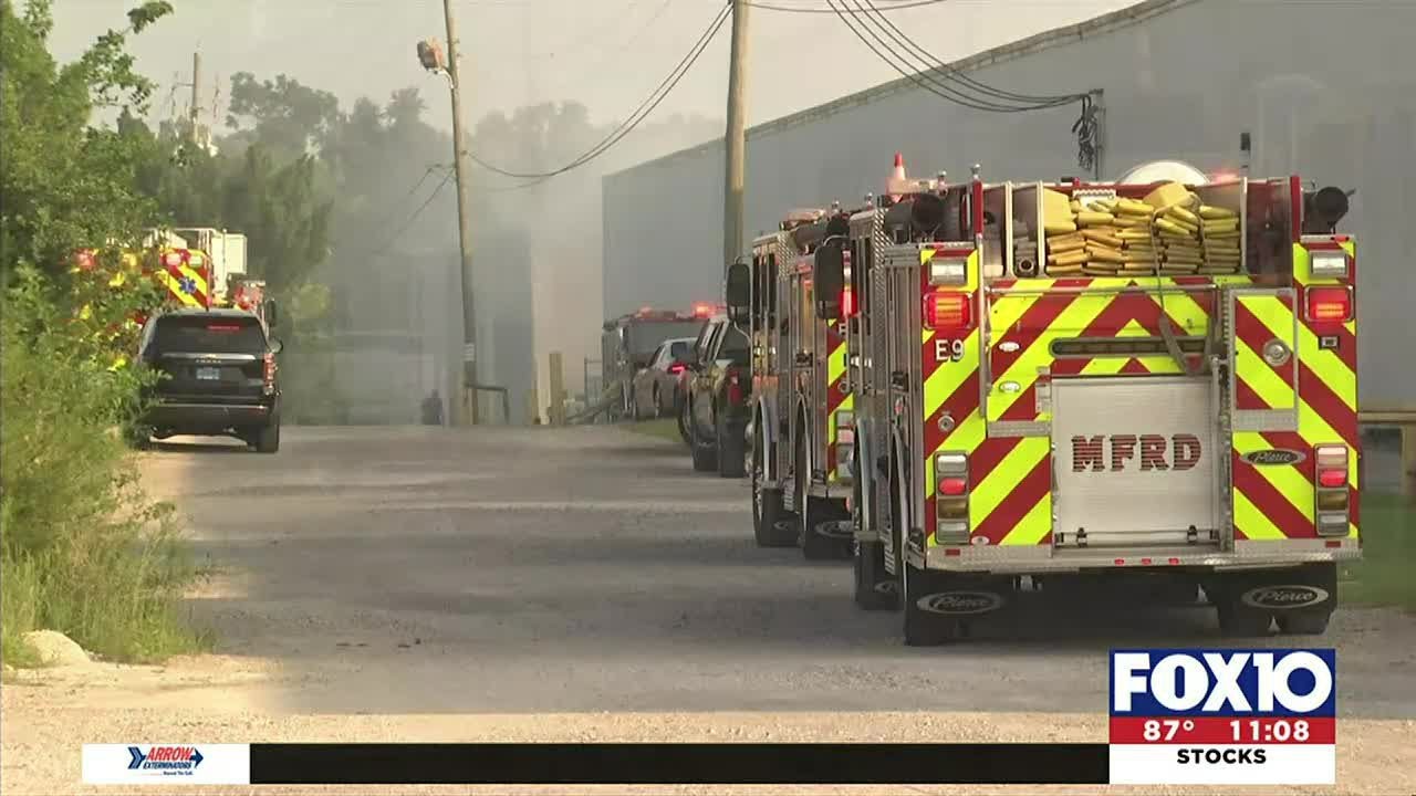 Large commercial building fire on Paper Mill Road continues to burn ...