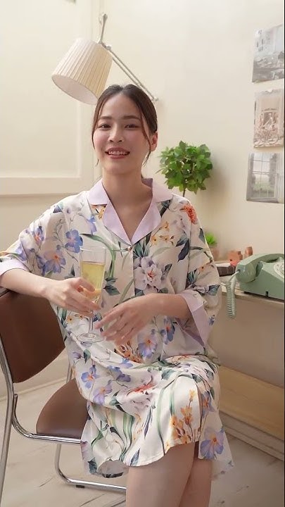 C61 ชุดนอน Silk Satin กระโปรง Evening Flora - YouTube