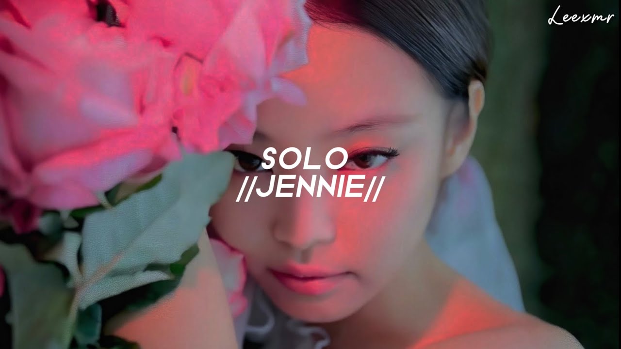 SOLO-JENNIE EASY LYRICS // ∙Leexmr∙ - YouTube