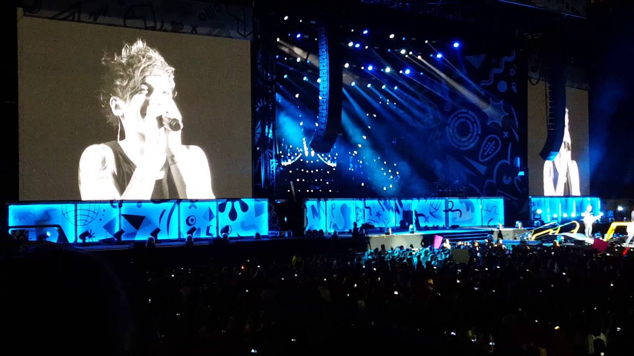 One Direction - Little Things - YouTube